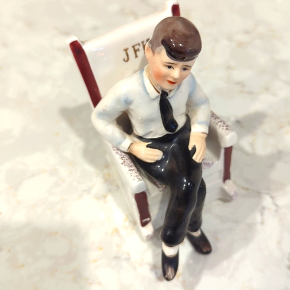 Arrow | Other | Vintage Jfk Salt And Pepper Shakers | Poshmark